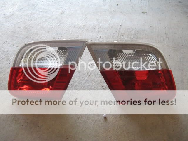 E46 FS:OEM Clear corners, reverse lights and bass booster