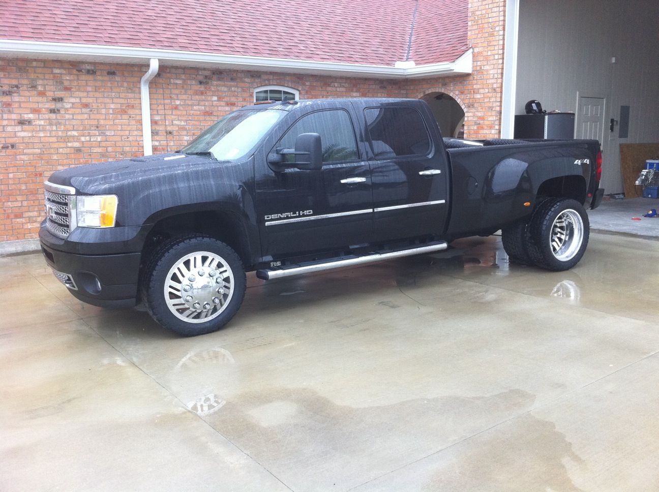Dually wheels for 2011 LML??? | Chevy and GMC Duramax Diesel Forum