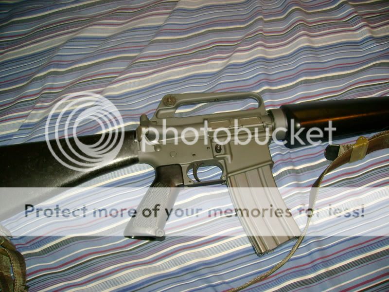 Refinished some parts with Duracoat Colt Grey to compare to CDNN upper ...